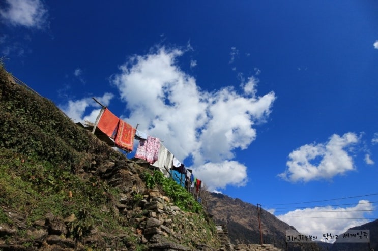 푼힐 트레킹 2일차 : 네팔 히말라야 트레킹 울레리-낭게탄티-고레파니 : 네이버 블로그