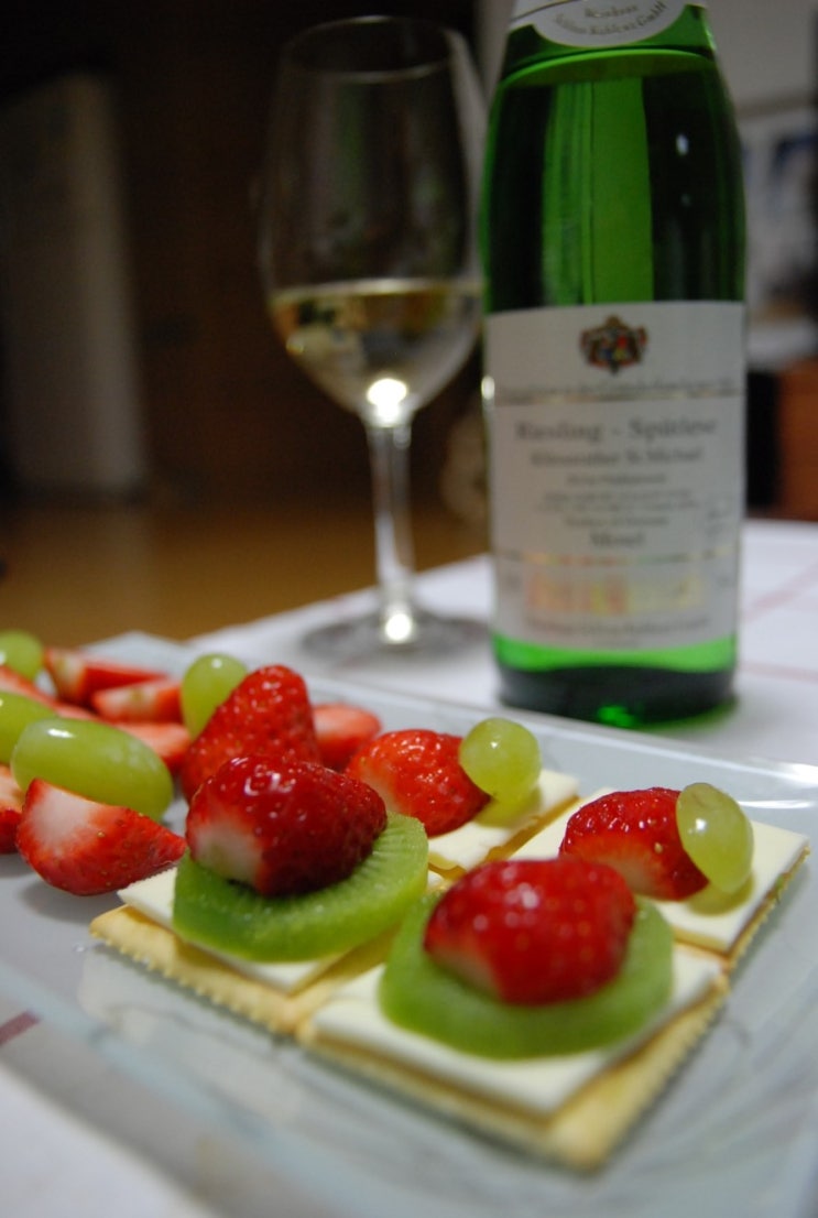 [독일와인] 봄에 마시기 좋은 화이트와인 추천 - 쉴로스 코블렌츠 리슬링 스패트레제 & 아우스레제 Schloss Koblenz ...