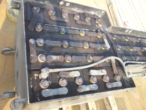 전동지게차 배터리과충전으로 배터리가 발열되어 성능불가된 지게차 밧데리를 딥사이클 배터리로 교체 작업일지 네이버 블로그