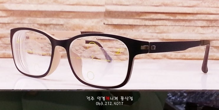 전주 【고등학교 남 학생 내사위 수직사위 프리즘 처방 눈 피로방지 기능성 렌즈안경가격】 학생 시력검사 시기주기