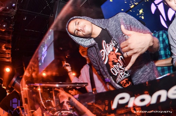 마닐라 밤문화는 내가 평정한다!! 클럽 하이브~~! (HYVE Club, Bonifacio) : 네이버 블로그