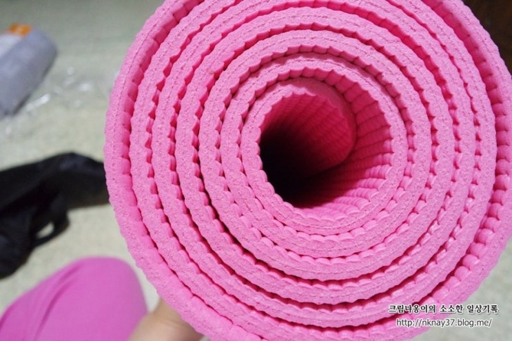대한체육공사 요가매트 집에서 요가 매트로 요가하기 요가매트 두께와 소재 종류 상품평 네이버 블로그