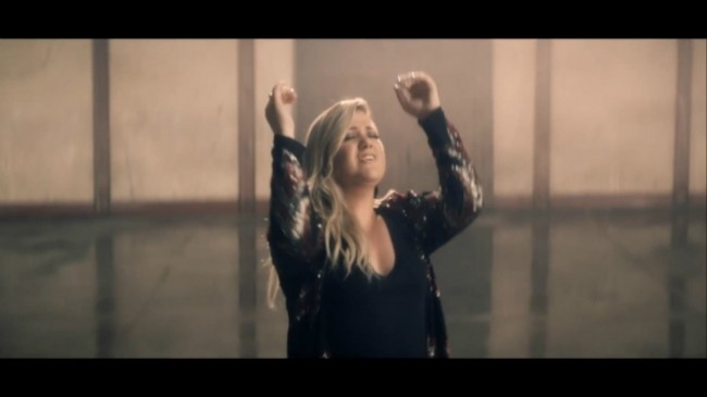 [MV] Kelly Clarkson (켈리클락슨) - Invincible [뮤직비디오] : 네이버 블로그