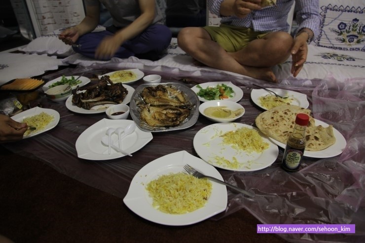 샤비야트 식당, 양고기와 생선구이 진수 Al Shabiyat Restaurant famous for grilled lamb ...