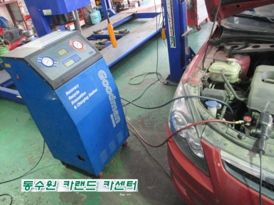 수원시 용인시 화성시 자동차에어컨수리전문점 카에어컨고장점검정비 동수원카랜드 냉매가스 누설정비 카에어컨 콤프레셔 콘덴셔 에바퍼레이터 점검정비 수원시자동차 에어컨정비전문점