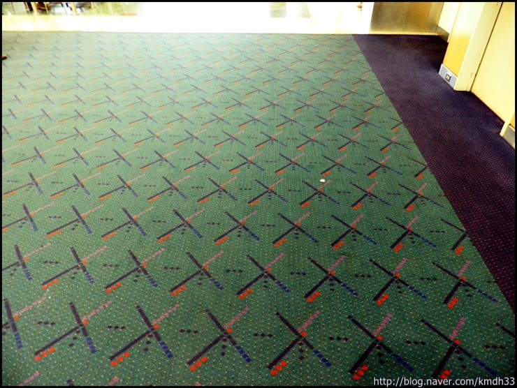 포틀랜드 공항 카펫 PDX Carpet! : 네이버 블로그