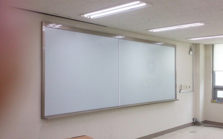 삼육대학교 영사용 무반사 스크린 유리칠판 확장형 신형 스크린 유리칠판 설치 무반사 스크린 유리칠판 스크린유리보드 스크린보드