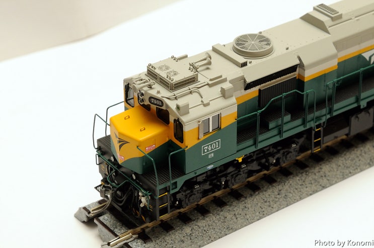 [한국철도모형] 철도청 EMD GT26CW-2 7400호대 특대형 디젤전기 기관차 (한국정밀모형/Hantrack) : 네이버 블로그