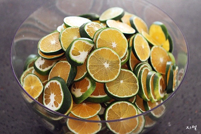 오늘 하루 종일 한 거,,,,,,(부제: 과욕의 청귤 10킬로~~) : 네이버 블로그