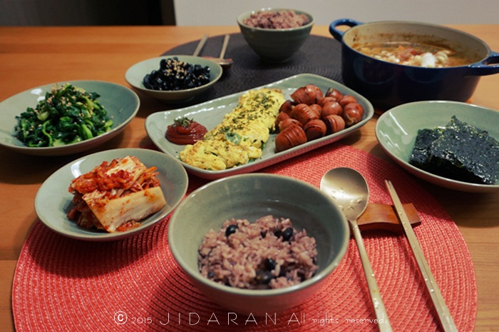 [우리집 식탁] 저녁차리기가 가장 어려웠어요...ㅎㅎ- 대합조개쑥된장국,달걀말이,소시지,나물 : 네이버 블로그
