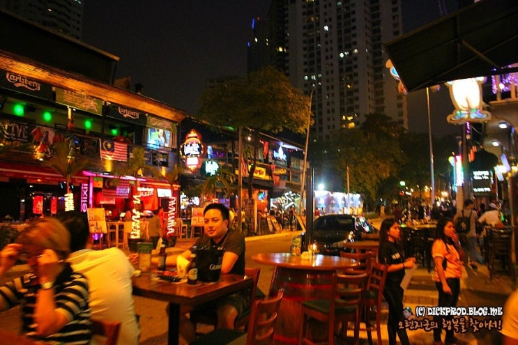 말레이시아 쿠알라룸푸르 Kuala Lumpur - 밤을 뜨겁게 만들어주는 PUB 거리. 창캇 부킷 빈탕 Changkat ...