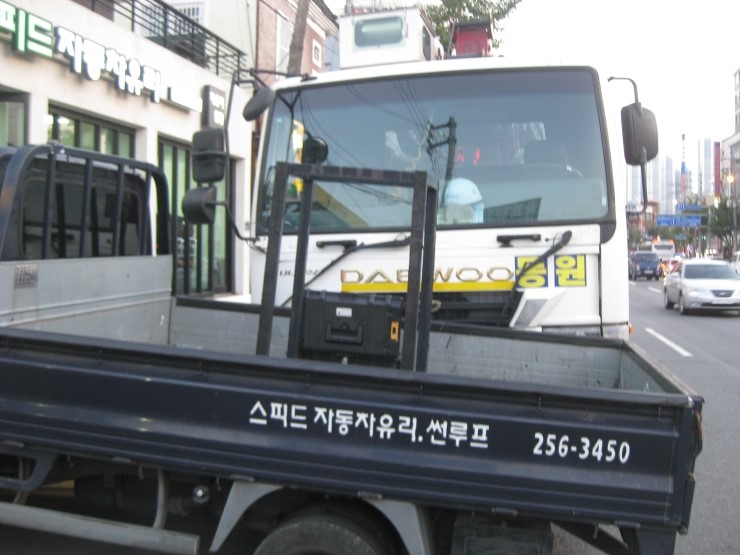 Gm대우 차세대 화물차량 전면 앞유리 교체작업창원자동차유리 마산자동차유리 진해자동차유리 스피드자동차유리 썬팅차유리 복원 용접