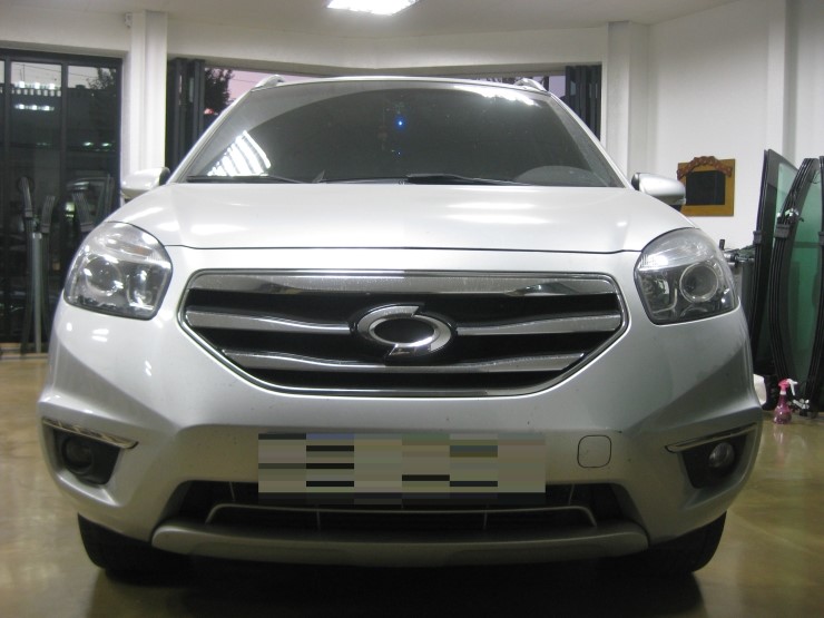 르노삼성자동차 Qm5 차량 앞유리쏠라 센스 차음교체 복원작업창원 마산 진해 자동차유리 스피드차유리 썬팅차유리 금간유리 복원 용접수리 누수작업 교환 전문점 차유리가격표