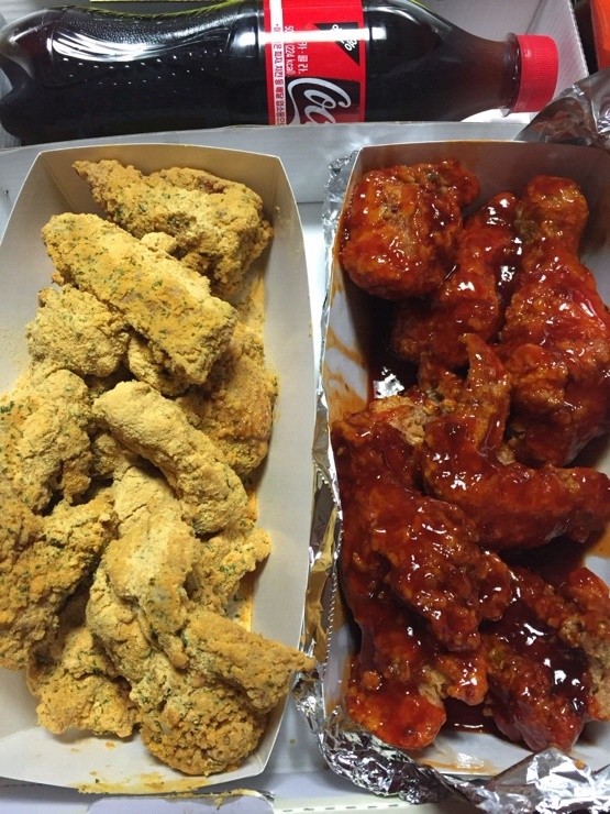 [치킨추천] 네네치킨 쇼킹핫스노윙야채 반반/ 쇼킹핫스노윙치즈 순살 반반 비교 : 네이버 블로그