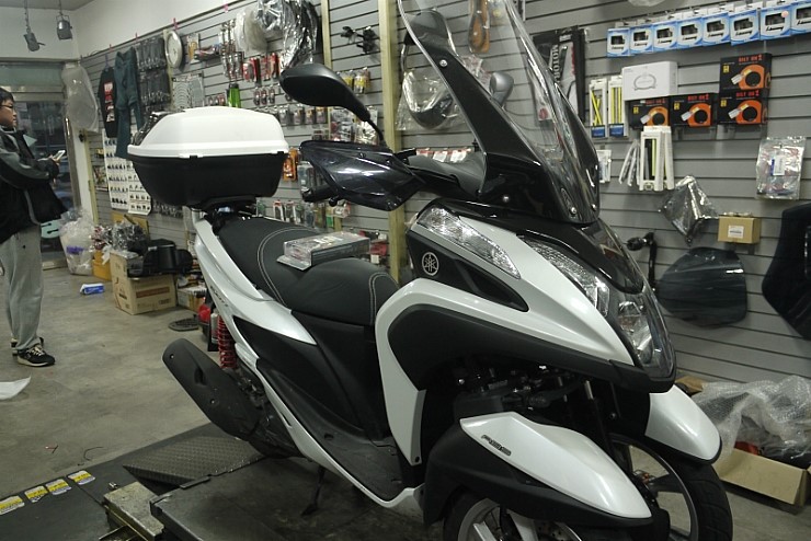 로드마스터 - YAMAHA 야마하 트리시티125 xrt레버, xrt핸들발란스, 핸드폰거치대 램마운트, usb 충전잭 장착 ...