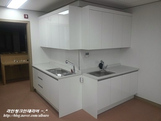 김해부원동병원 씽크대와 락카장 김해장유창원마산양산부산 락카장수납가구주방가구주문가구제작 전문은 라인씽크