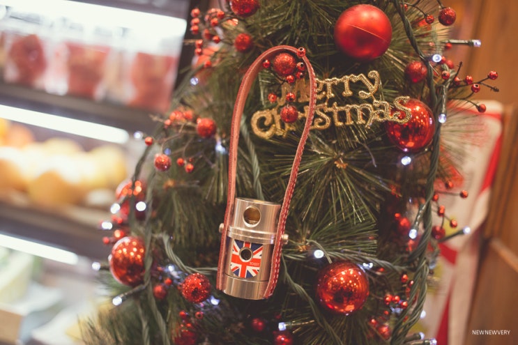 클래식한 차량용 방향제 TOSSY 토씨 가죽스트랩 쟈스민 & 로즈향 : 네이버 블로그