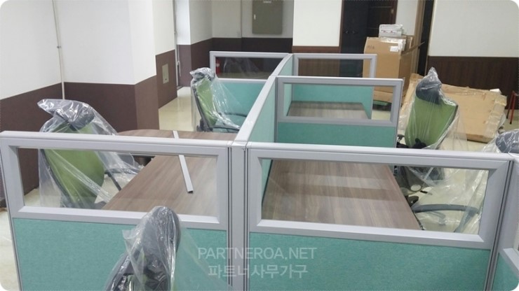 인천파트너사무가구 사무용가구 45t Pvc파티션상부유리파티션사무실파티션사무용파티션회의용테이블중역회의용테이블103