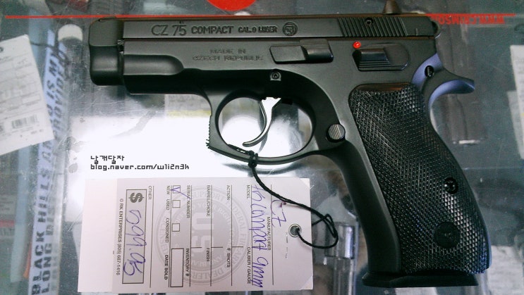 체코 조병창 Ceska Zbrojovka CZ75 COMPACT 9mm 권총 : 네이버 블로그