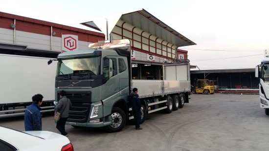 볼보상용트럭 25톤 유로6 신형트럭 차량에 상승윙바디 제작 완료 주한중특장 쓰리축 가변축 특장차 윙바디 상승윙바디 냉동컨테이너 제작 전문기업 네이버 블로그