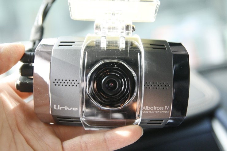 거제브로모터스 거제루마썬팅 쉐보레 임팔라 유라이브 알바트로스4 블랙박스 작업 거제수입차거제수입차블랙박스거제블랙박스고현네비게이션고현유라이브임팔라블랙박스 네이버 블로그