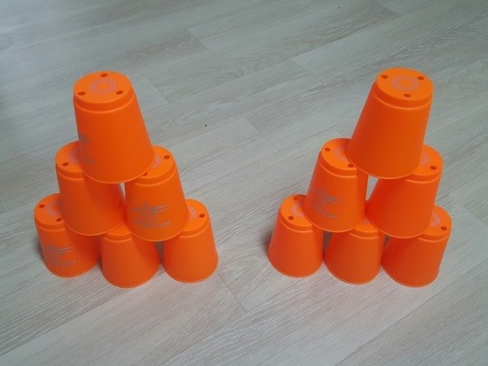 선물받은 컵쌓기 놀이 Magic Flying Stacked Cup : 네이버 블로그