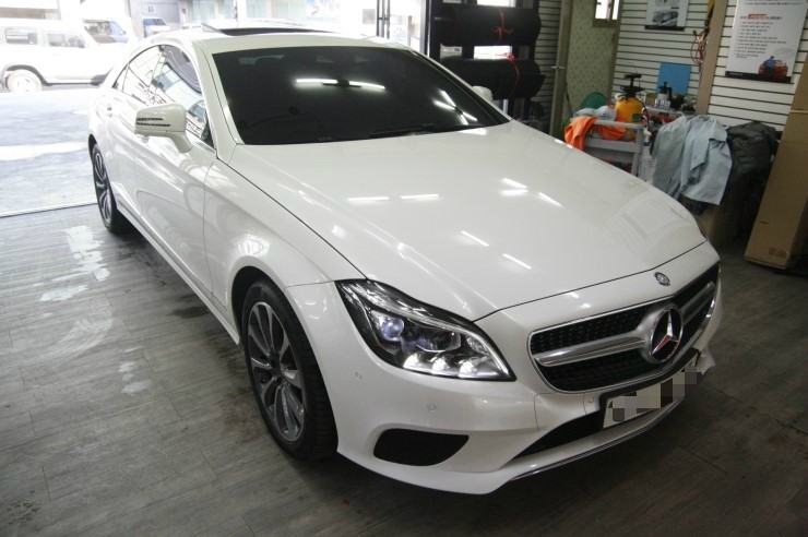 거제브로모터스 거제루마썬팅 고현점 벤츠 Cls 전면래티튜드15 썬팅 작업거제도 래티튜드거제도버텍스거제도썬팅거제도열차단썬팅거제도루마썬팅거제도루마스타거제도피노쿨