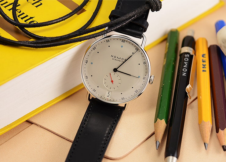 NOMOS(노모스) 1102 Metro Datum(메트로 다툼) 리뷰 : 네이버 블로그