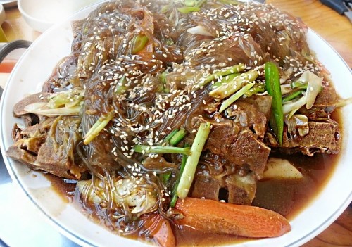 조마루 감자탕에서 남녀노소가 즐기는 간장뼈찜~~~~ 네이버 블로그