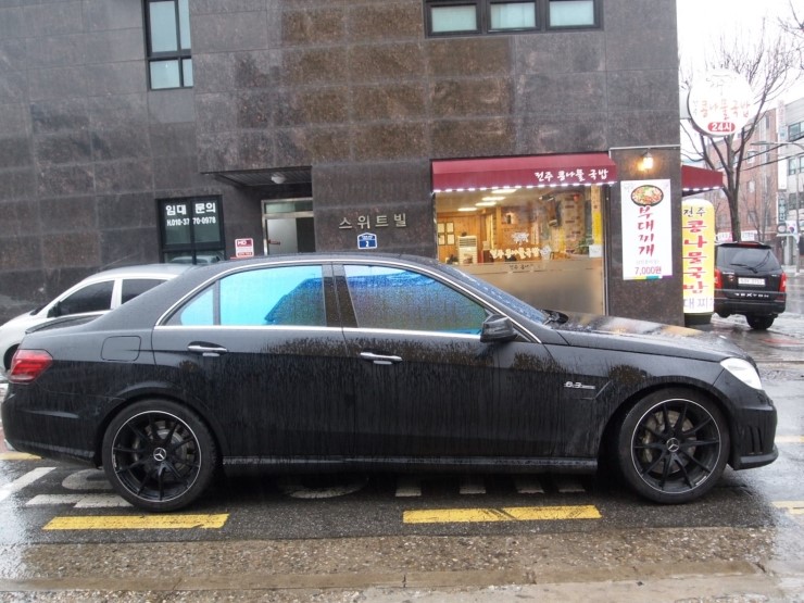 벤츠전문 카젠모터스 E63 Amg W212 엔진소음 및 하체소음에 의한 점검 후 흡기 매니홀드 가스켓 교환 조수석쪽