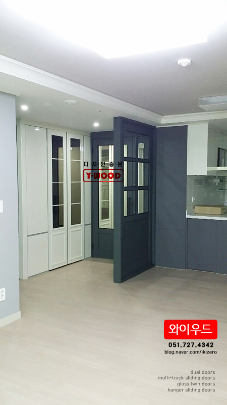 부산 명지 호반 베르디움 양개여닫이 그레이중문 And 파티션 시공사진 부산현관중문 부산현관중문 경남거제현관중문부산중문부산