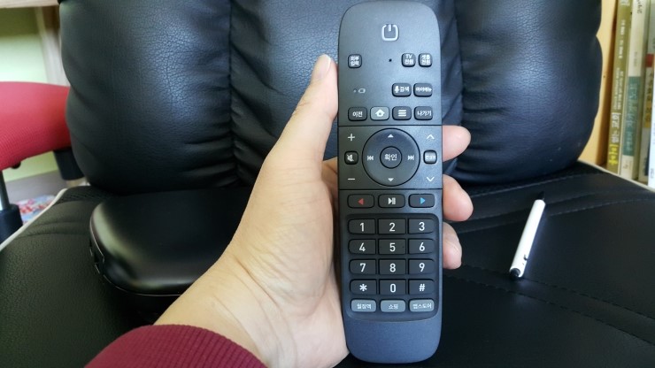 놀라운정도로 단순해진 KT UHD 셋톱박스와 리모컨 : 네이버 블로그