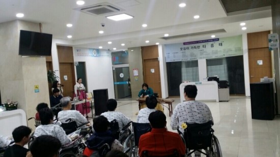 찾아가는 문화예술나눔공연 김은정의 감성힐링코칭 강사섭외 행복드림강사단 생명존중교육 자살예방교육 군부대강의 대구