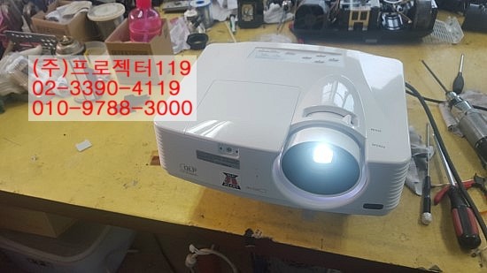 미쓰비시 프로젝터 서비스 센터 운영*XD560U 램프교체*XD560U광학클리닝*XD560U컬러휠 교체*XD560U 라이트 터널 ...
