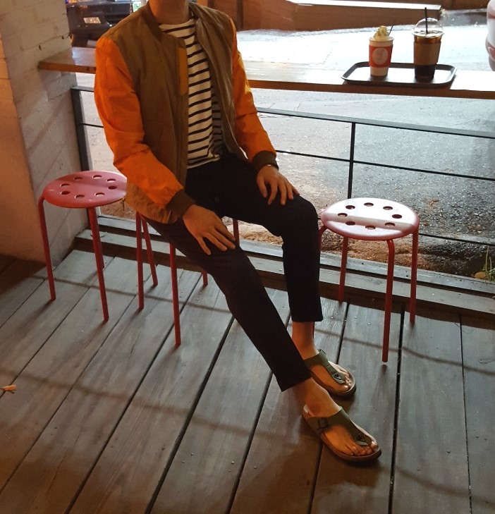 남자 자라 블루종 코디세인트제임스 스트라이프밴딩슬랙스루릭 샌들 유뱅의 데일리룩 블로그 네이버 블로그