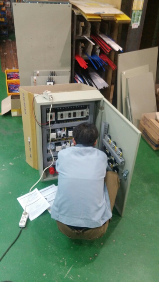 옥내 노출함 작업현장분전반 분전함 스텐함 기성함 수배전반 전기 분전반제작 수배전반제작 전기분전함 콘트롤박스 콘트롤함 서스함