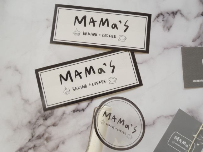 베이킹 카페 베이커리 캘리그라피 로고 투명 무코팅 원형 사각 스티커 테두리 디자인 제작 손글씨 손그림 로고 카페 디자인 포장스티커 어나더 캘리그라피 디자인 네이버 블로그