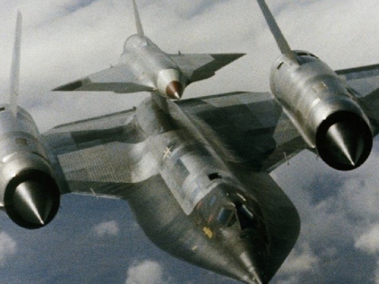 록히드 SR-71 블랙버드 정찰기와 D-21B 무인 정찰기 - Lockheed SR-71 Blackbird with D-21B ...