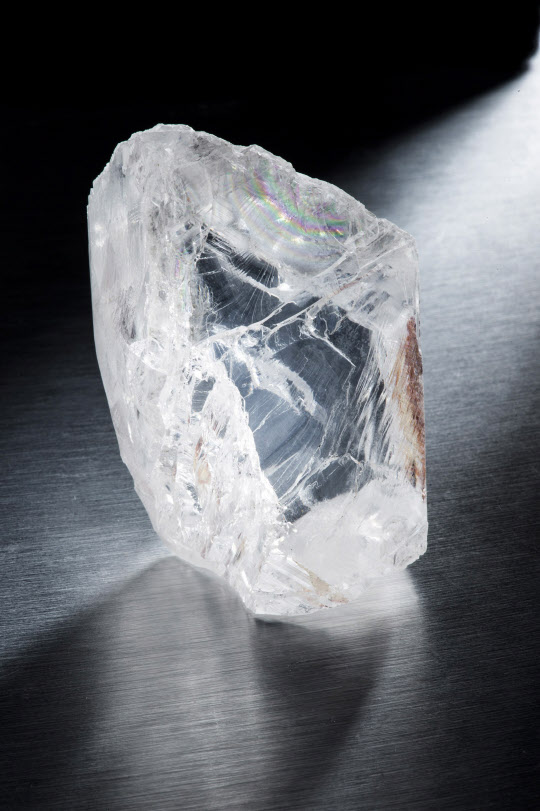 813캐럿 다이아몬드 원석 세계 최고가 기록 World's most expensive rough diamond sells for ...