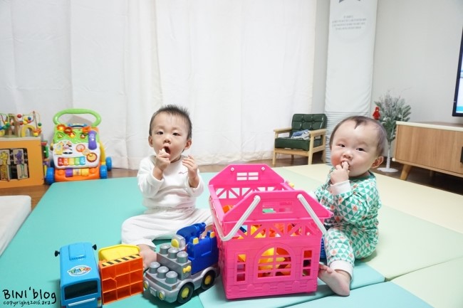 +327 10일차이나는 사촌유하가 놀러왔어요:) : 네이버 블로그