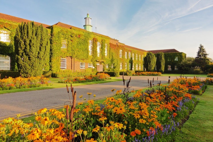 위틀컬리지 (Writtle College)! 직접 학위를 수여할 수 있는 University College가 되다 : 네이버 블로그