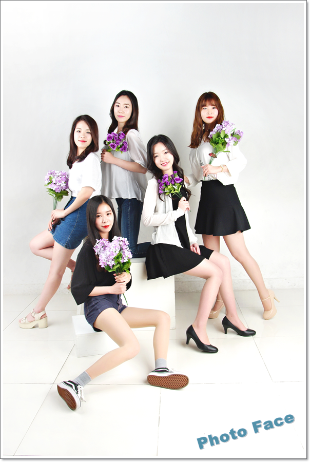 신촌이대홍대단체이미지사진우정사진커플사진승무원사진프로필사진신촌사진관포토페이스 신촌증명사진여권사진비자사진취업