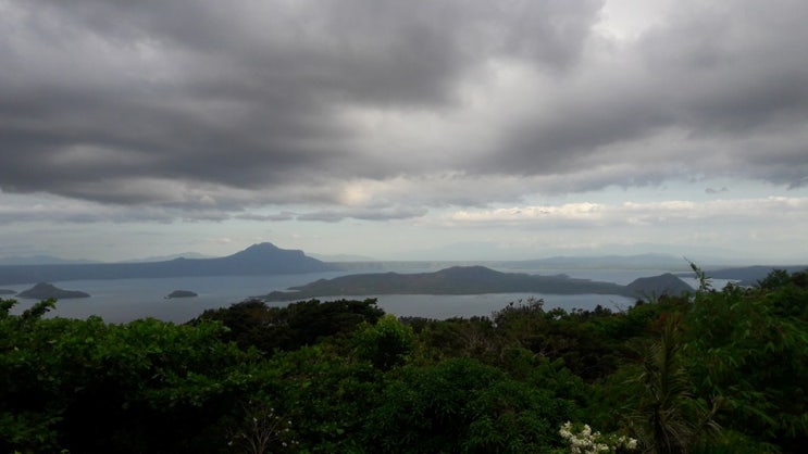 The Smallest Active Volcano in the world : 네이버 블로그