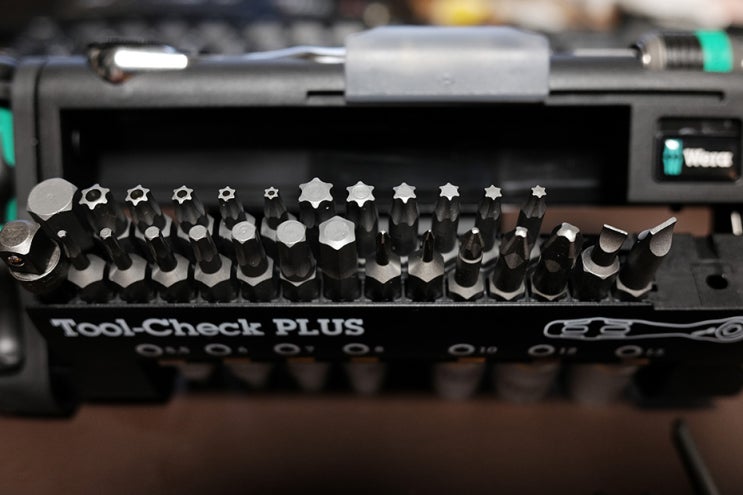 베라 (Wera) Tool-Check Plus 비트 교환 : 네이버 블로그