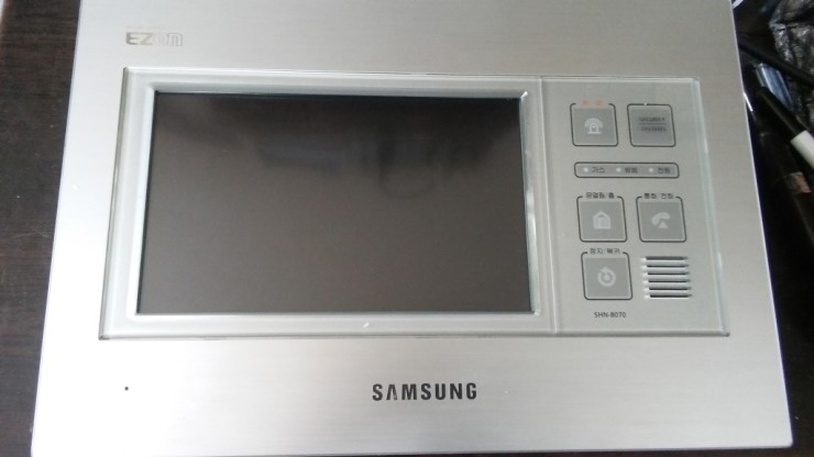 삼성 이지온 EZON 홈오토메이션 비디오폰 인터폰 월패드 SHN-8070 SHN-8070XM 터치 안되고 지속적으로 경보음이 울리는 고장 수리 : 네이버 블로그