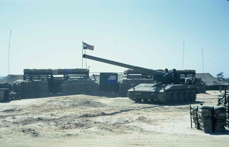 미군 M107 자주포의 M437 175mm 고폭탄- US Army M107 Self Propelled Gun M437 175mm ...