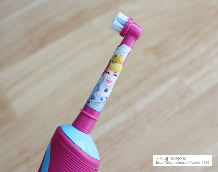 오랄비 어린이전동칫솔 오랄비 스테이지스파워 여름철 구강관리 하기 네이버 블로그