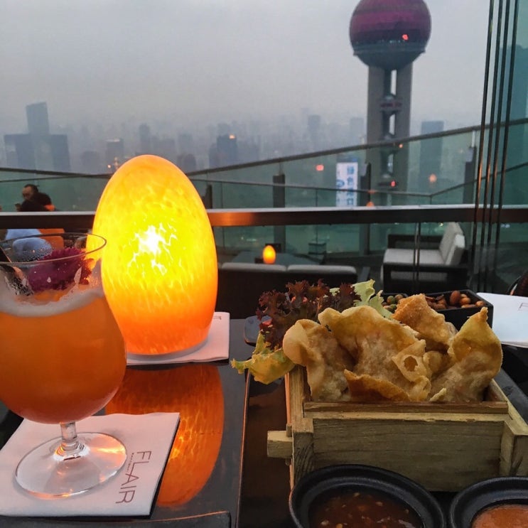 [상해 맛집]상하이 루프탑 바 플레어바 리츠칼튼호텔 Flair Bar 에서 야경보며 데이트 네이버 블로그