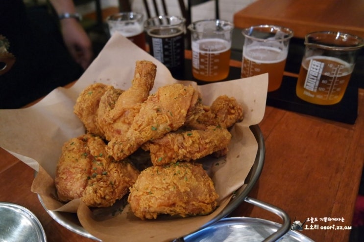 이수맛집 생활맥주에서 수제맥주와 치킨 분위기좋아요 : 네이버 블로그