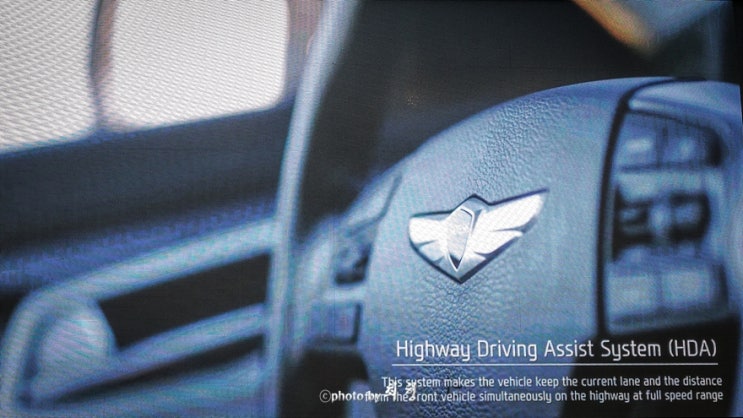 제네시스 G80 익스피리언스 1편 - 큰 변화보다는 작은 디테일의 변화가 눈에 띈 두 번째 제네시스 : 네이버 블로그